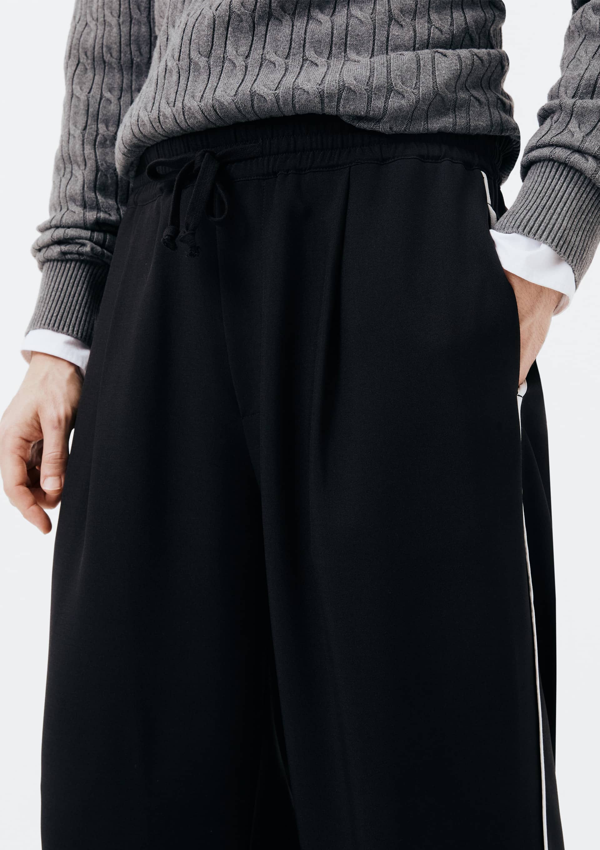 Calça Masculina Relaxed Com Vivo Lateral - Preto | Hering